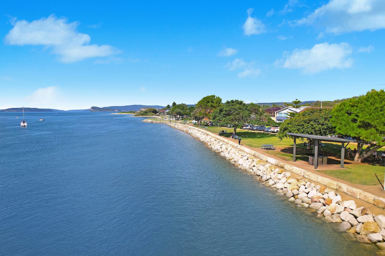 Your Ultimate Guide to Ettalong Beach - Ettalong Beach HolidayCo.